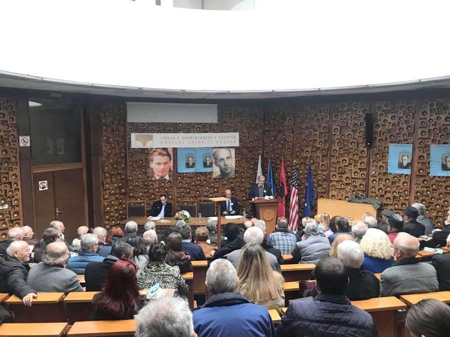 Poradeci përkujtohet në takimin letrar “Esad Mekuli” - Lajmet e fundit ...