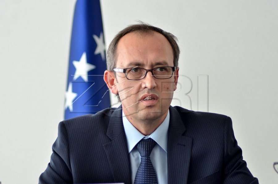 Avdullah Hoti i pranishëm në ngjarjen ku u rrahën delegatët e LDK-së ...