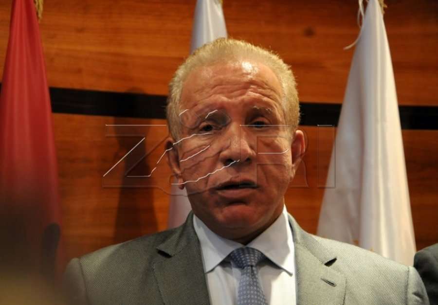 Zyrtare: Behgjet Pacolli e sponsorizon klubin sportiv kosovar - Lajmet ...