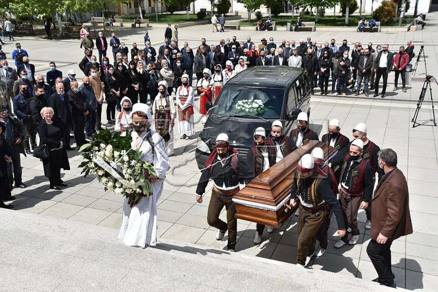 Ka nisur ceremonia komemorative për nder të doajenit të muzikës ...