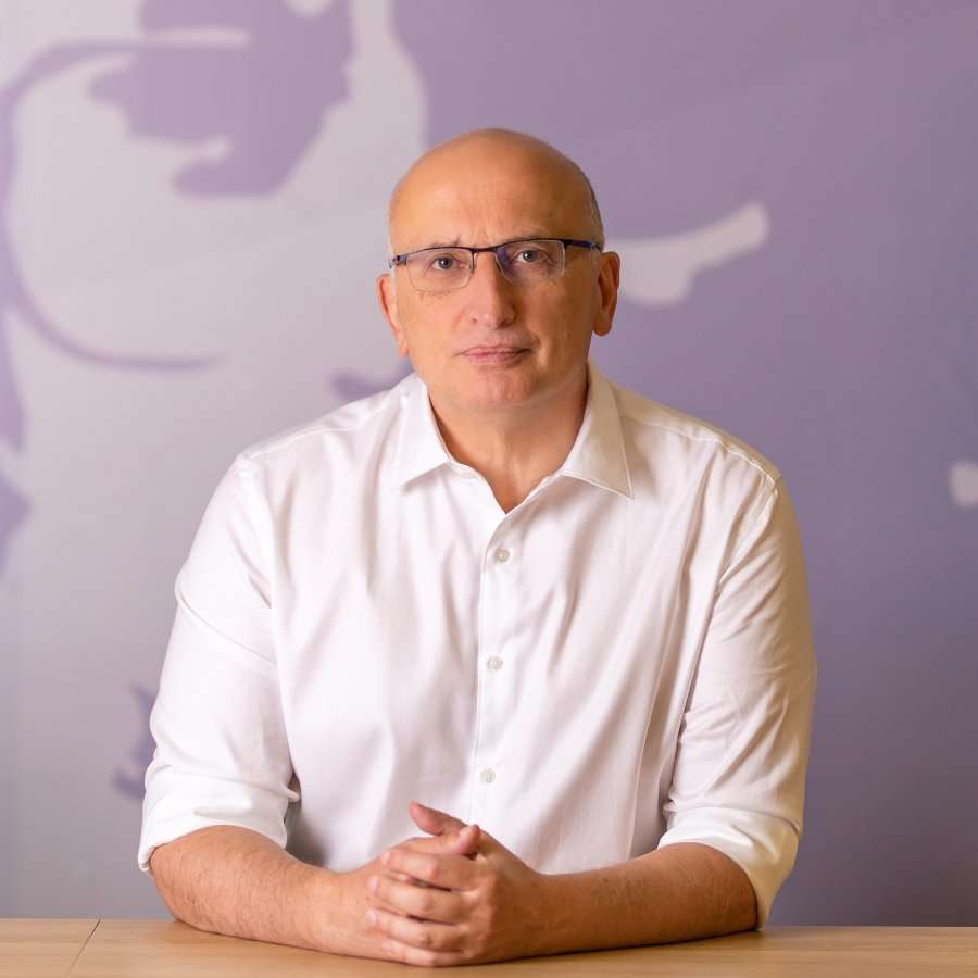 Kandidati i LDK-së për kryetar të Mitrovicës Armend Agolli i fton për ...