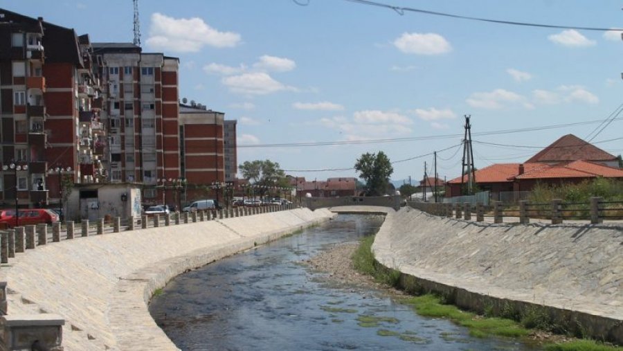Dalin rezultatet e analizave, uji i lumit Llap dhe ai i Lepencit janë ...
