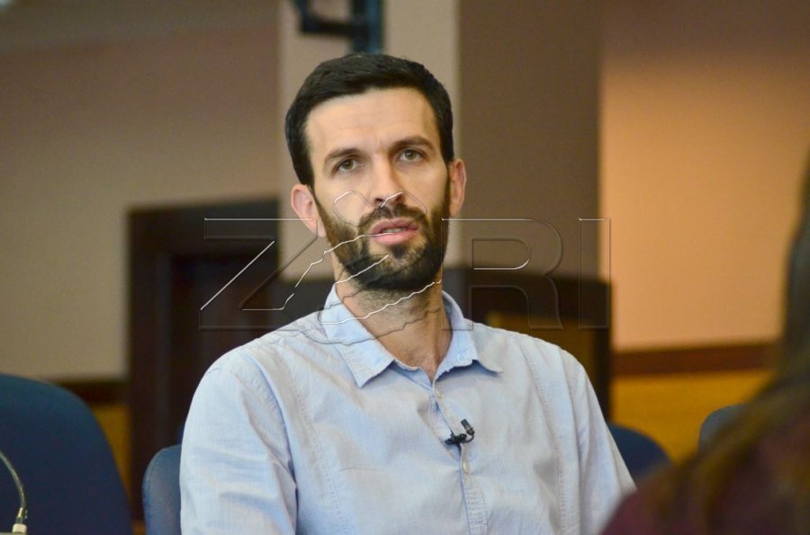 Eman Rrahmani: S’do ta votoj asnjë ligj që e prish familjen ose njeriun ...