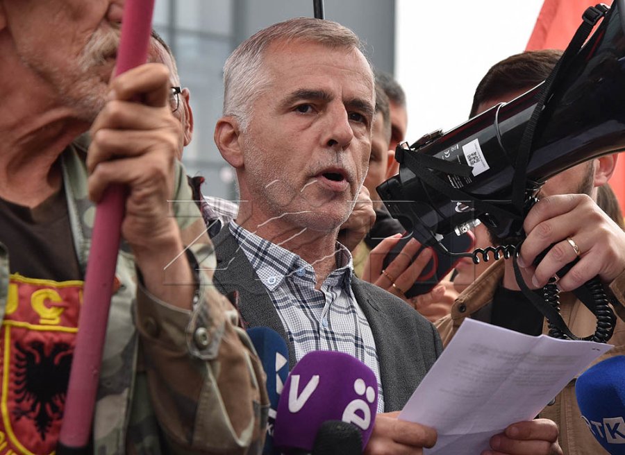 Klinaku reagon pasi Specialja e dënoi me 18 vjet burgim Pjetër Shalën ...