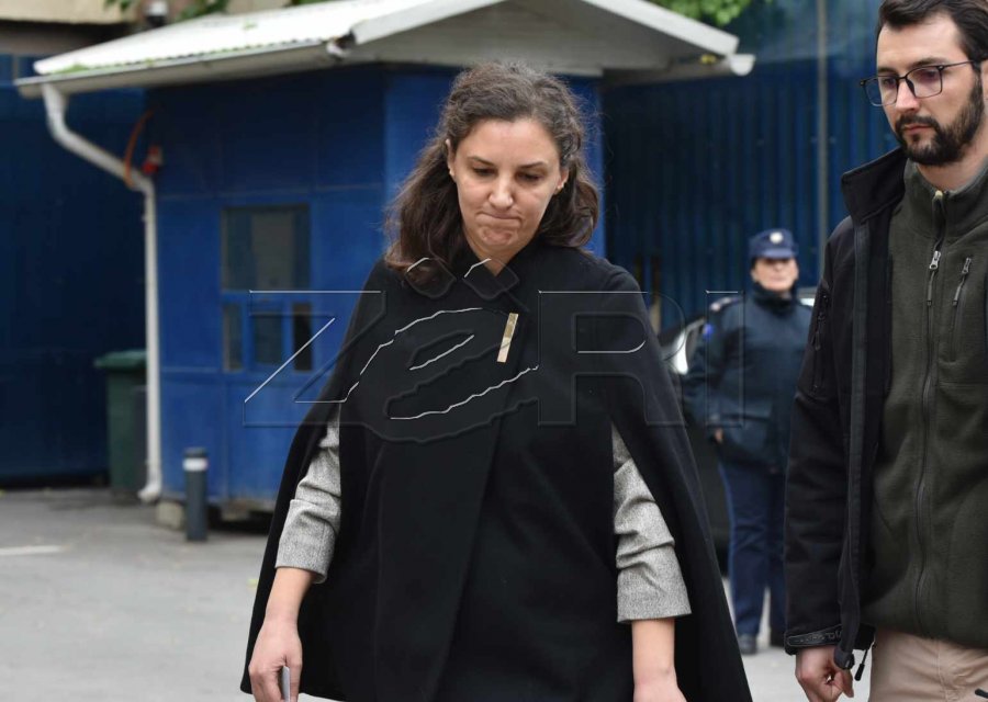 Rizvanolli përfundon intervistimin në Speciale [foto] - Lajmet e fundit ...