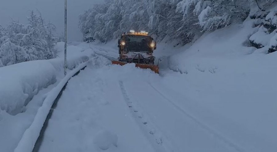 Reshje bore në veri të Shqipërisë - Lajmet e fundit - Zëri