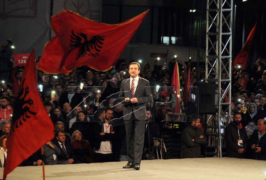 Associated Press: Zgjedhjet e 9 shkurtit, test për Albin Kurtin që ...