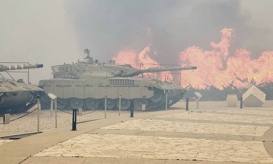 Zjarri vazhdon të përhapet me shpejtësi në Izrael, llogaritet si më i ...