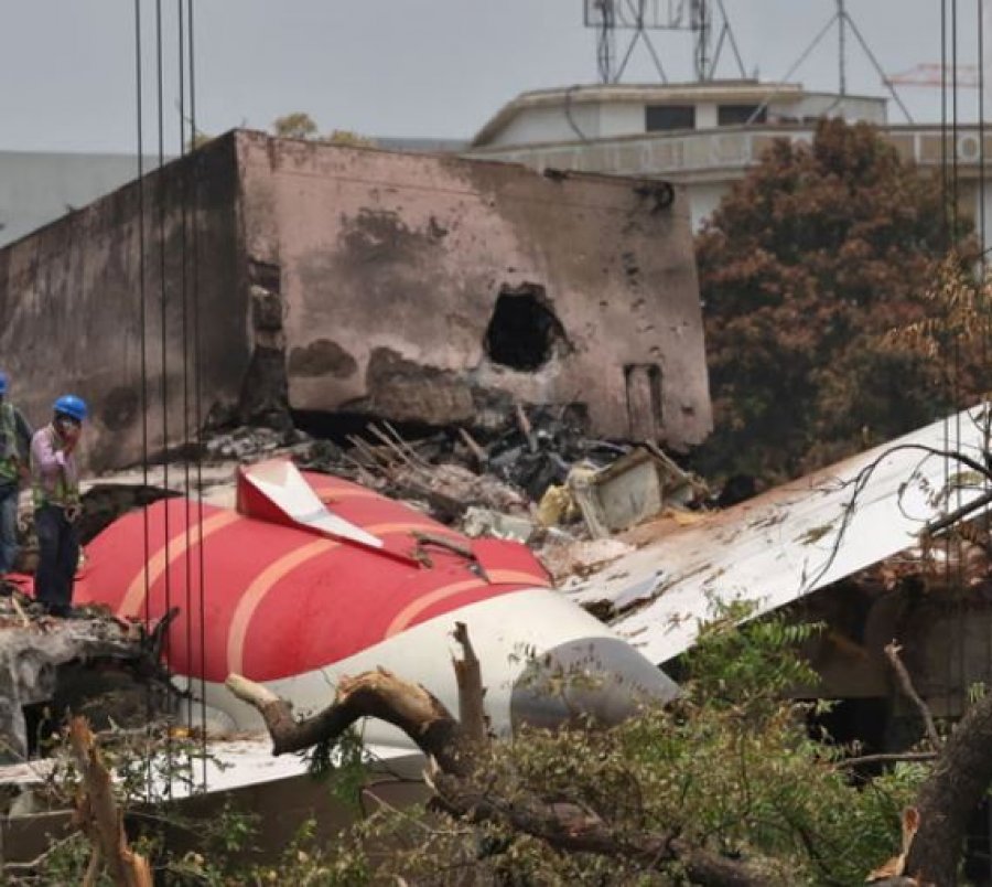 Tragjedia me 260 viktima nga rrëzimi i avionit, familjarët denoncojnë ...